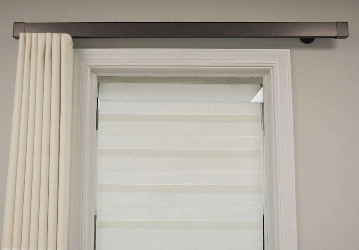 Mumbai 2 Ripplefold Panel – Curtain Rod Connection